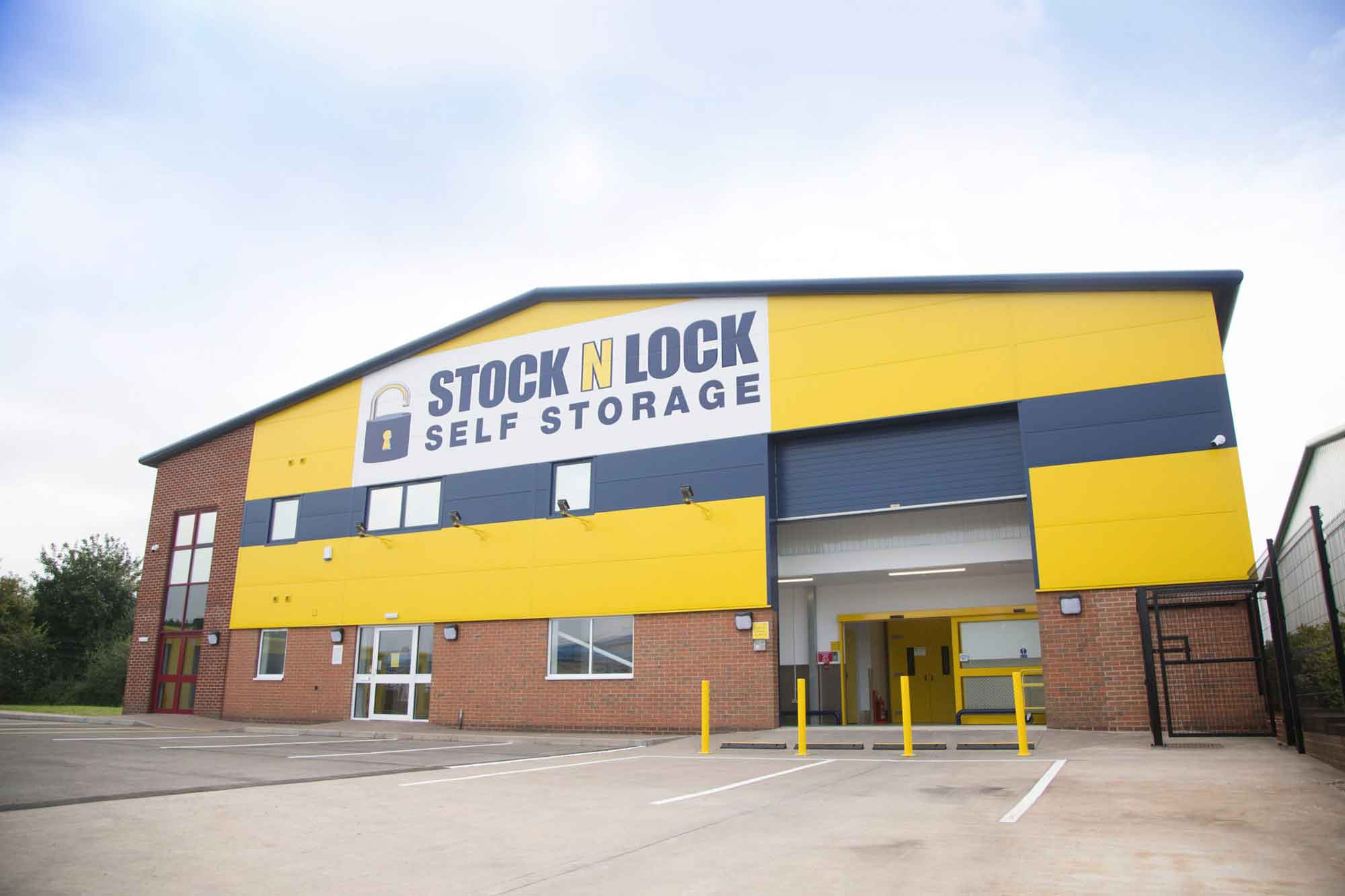 Storage Units Near Me | Award-Winning Storage In Stonehouse